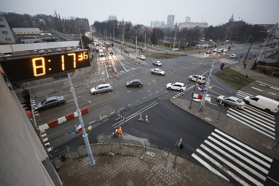 Przywrócenie docelowej organizacji ruchu - 3 Maja i Nowe Ogrody | Komunikaty | Referat prasowy ...